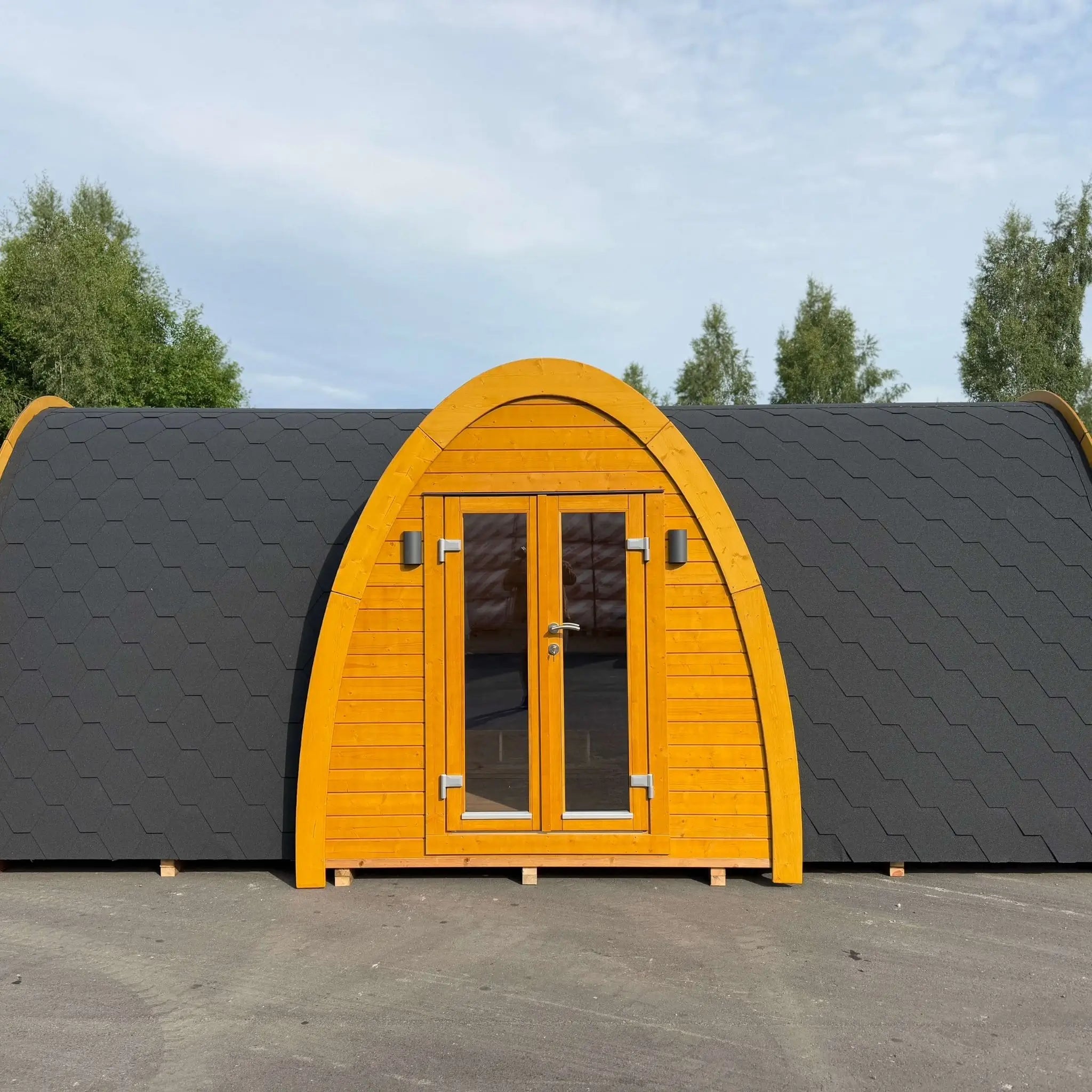 The "Hobbit" Pod - Luxury Library Pod – GlampLaunch