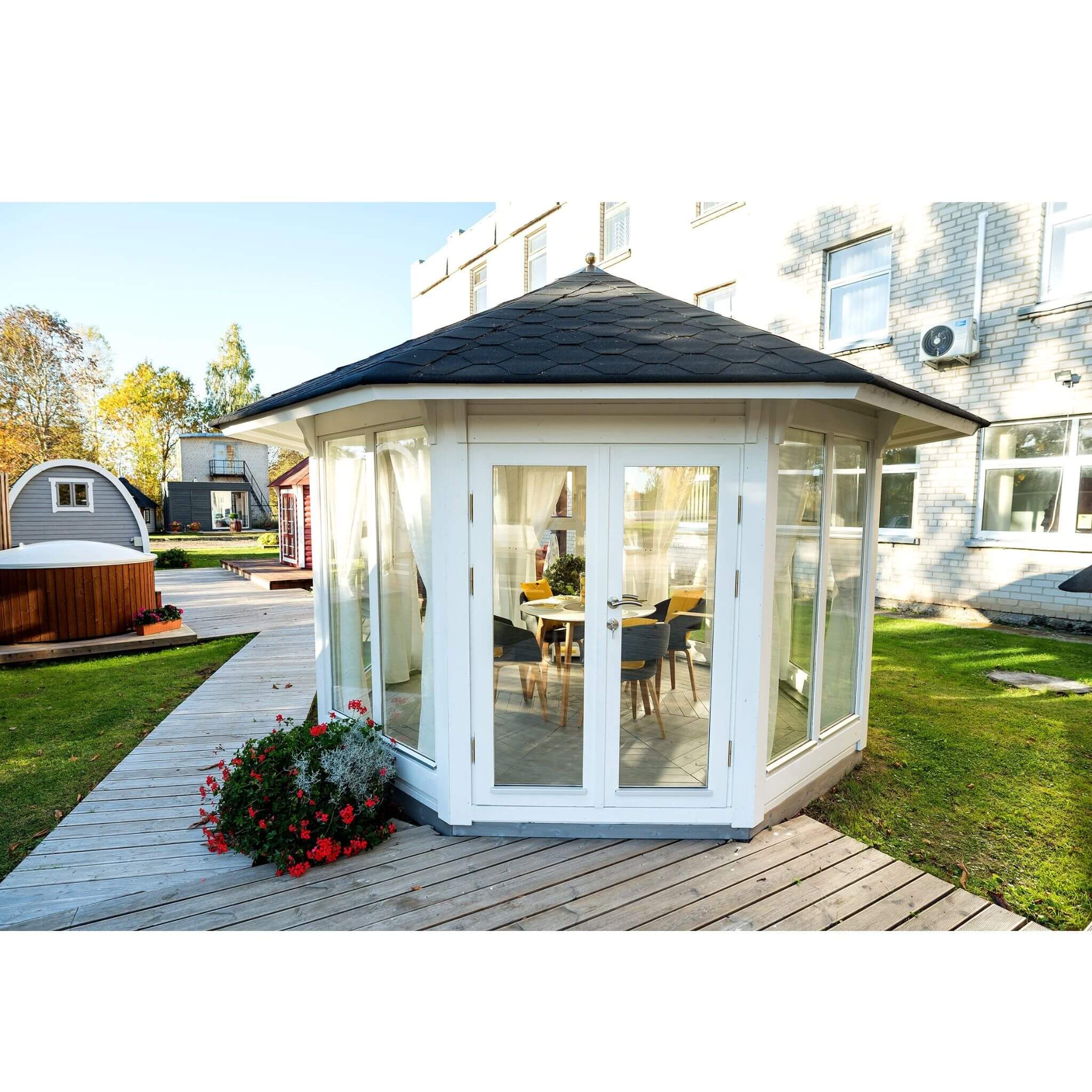 Luxury Sun Pavilion with Clerestory Windows – GlampLaunch